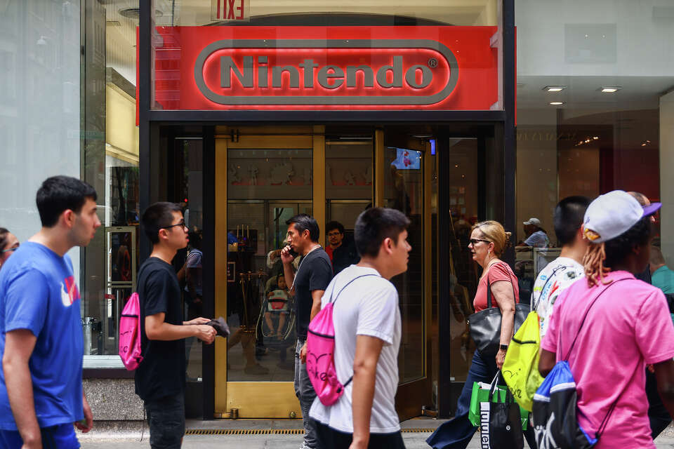 Wave of popular stores opening soon in SF's Union Square