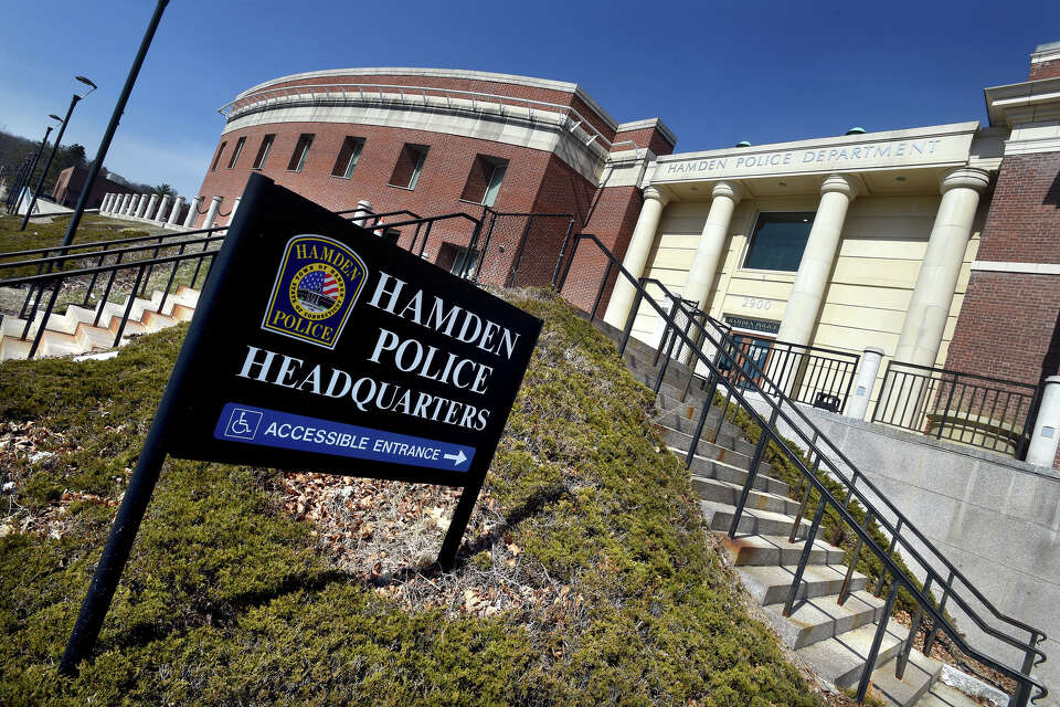 Hamden committee advances police union contract with 3% annual raises