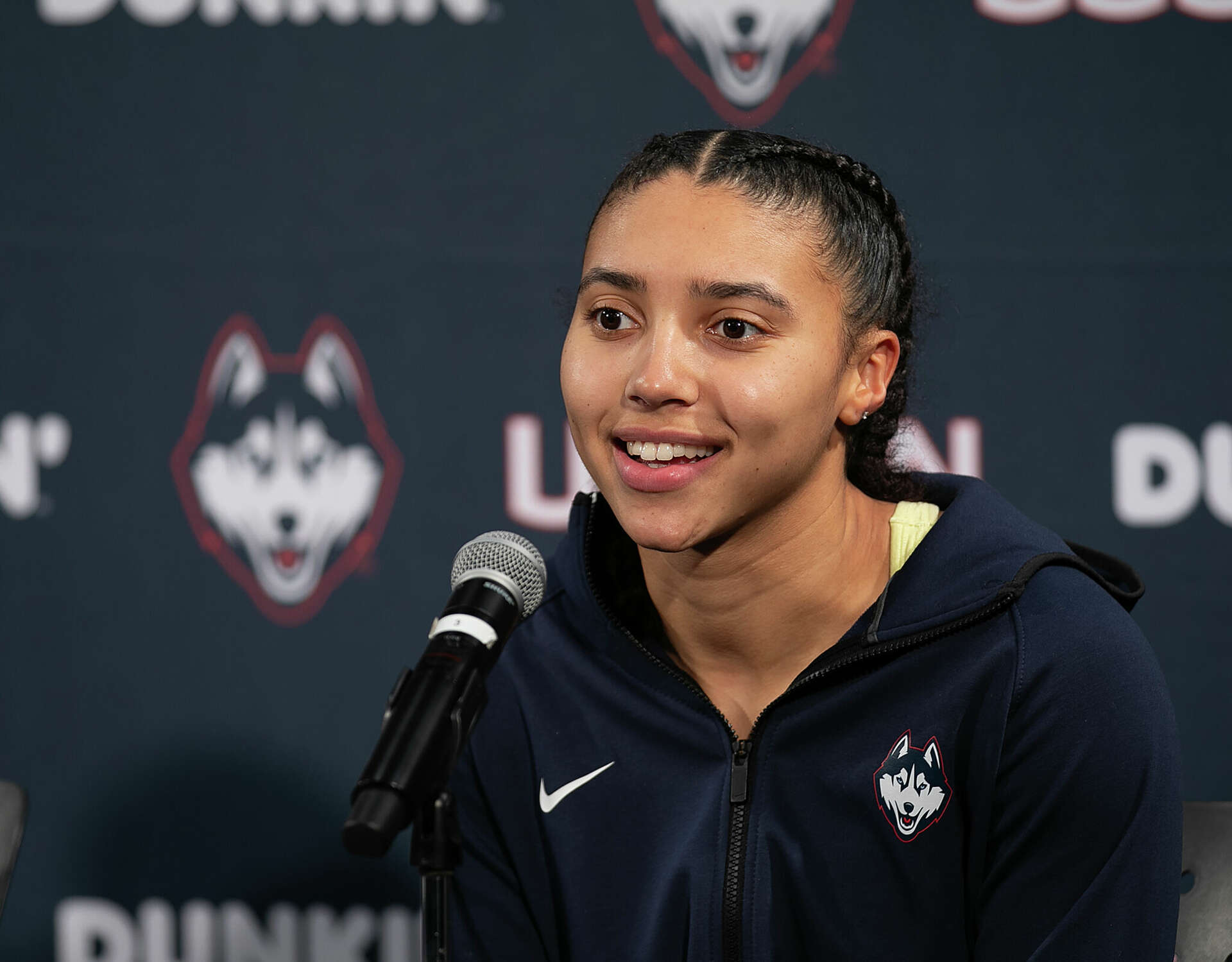 UConn women's basketball guard Azzi Fudd to return next season
