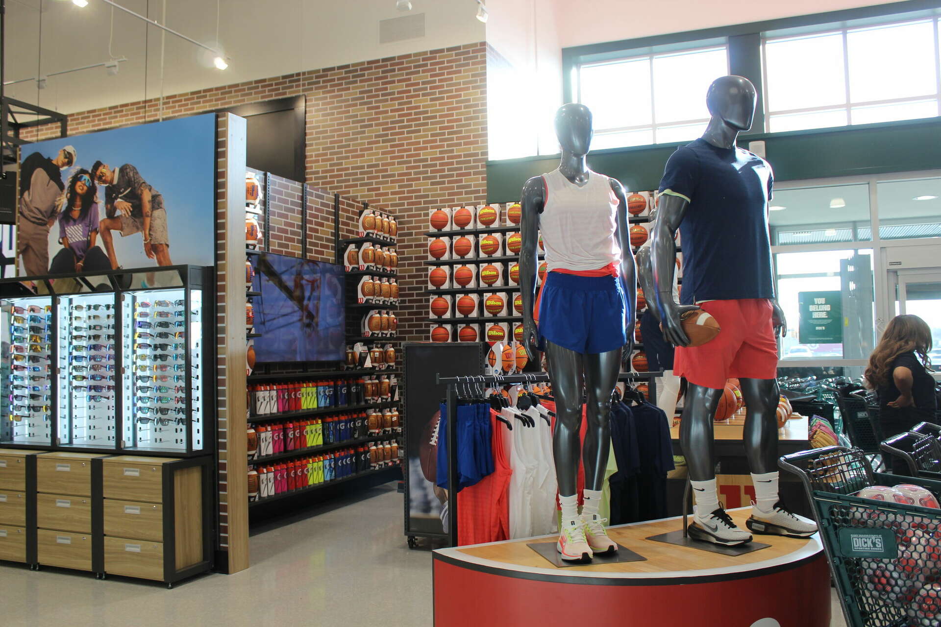 Dicks Sporting Goods opens in Glen Carbon IL