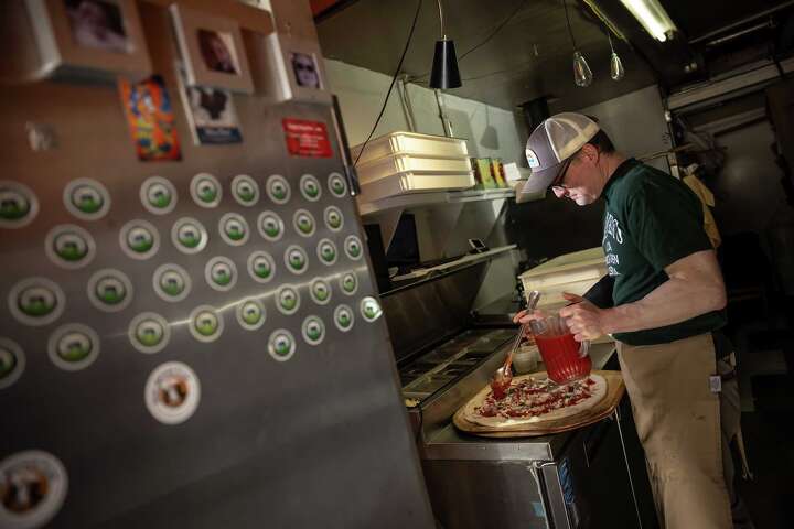 Inside Emilia's Pizzeria in Berkeley, a one-man pizza sensation