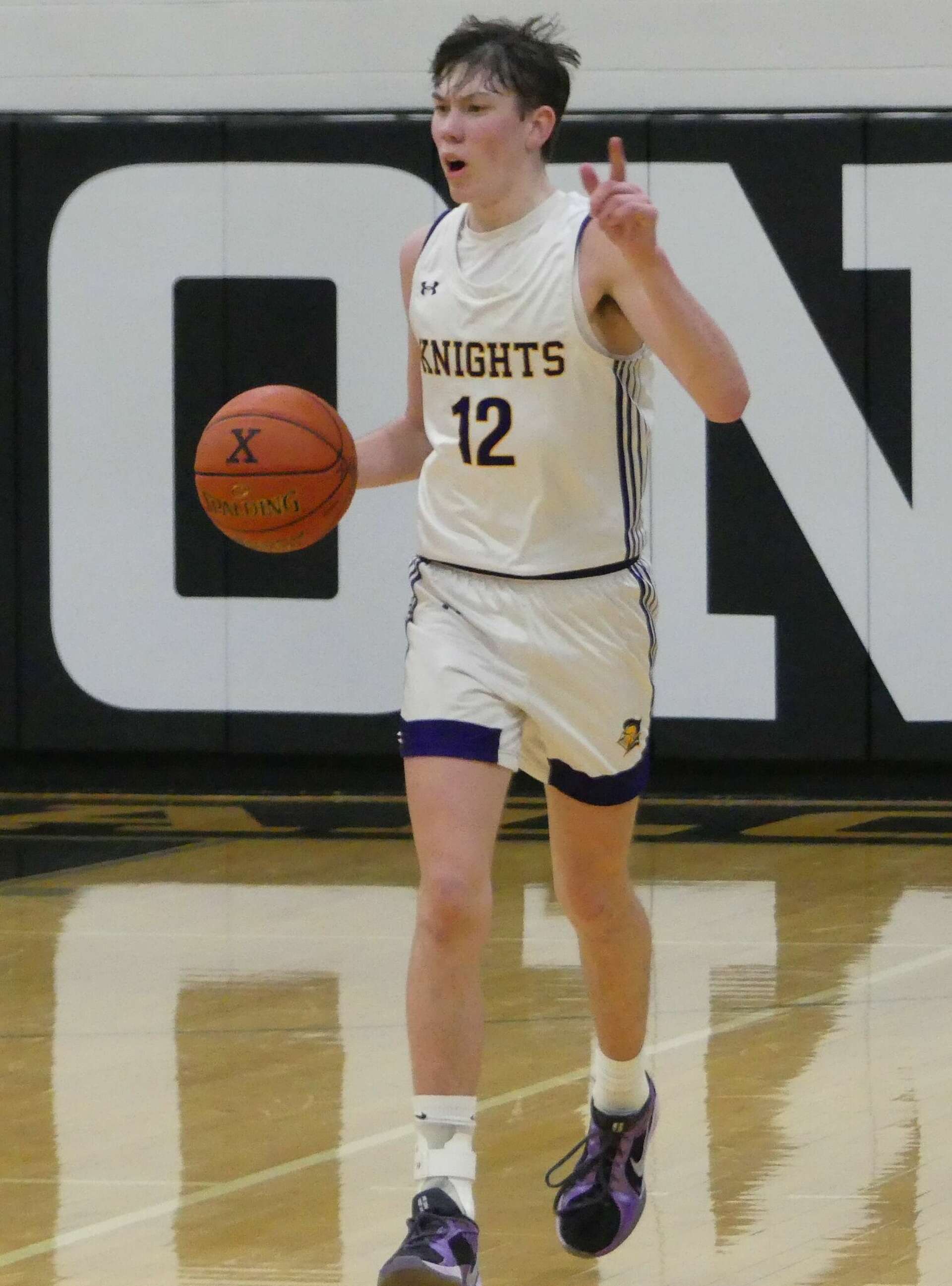 Ellington basketball has a star who comes from a family of scorers