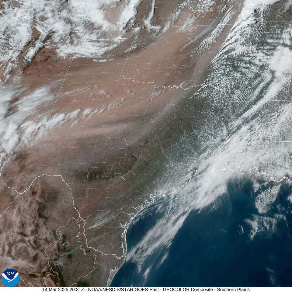 West Texas dust storm causes road closures, crashes