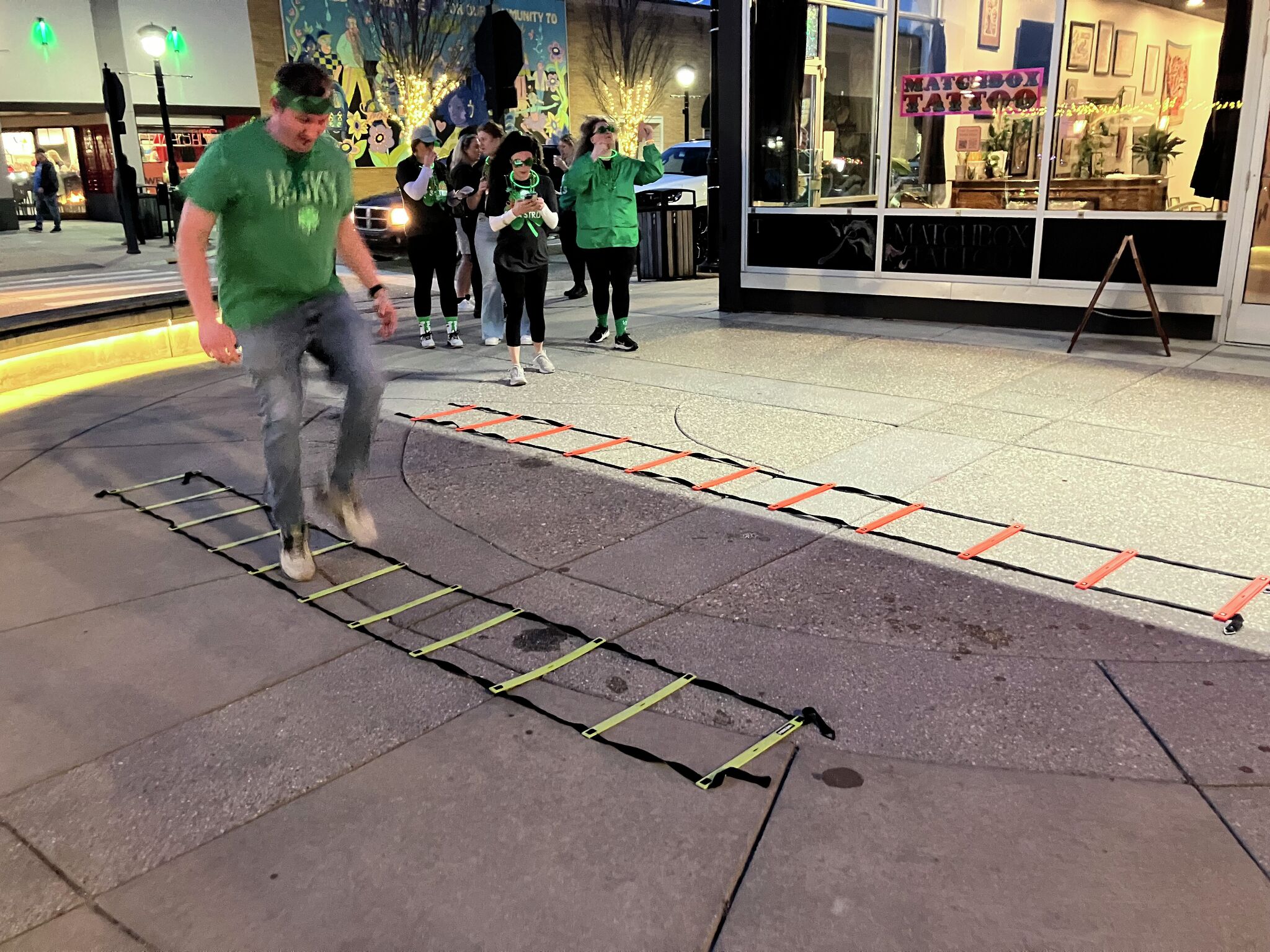 A 'summery' Sip and Strut