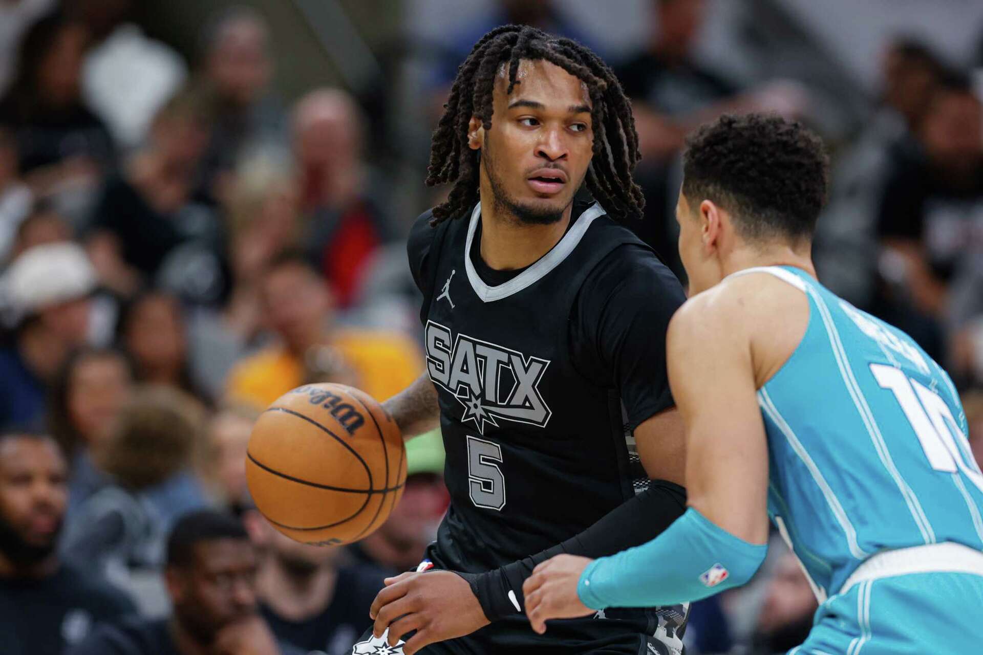 Stephon Castle named Rookie of the Year as Spurs go back-to-back