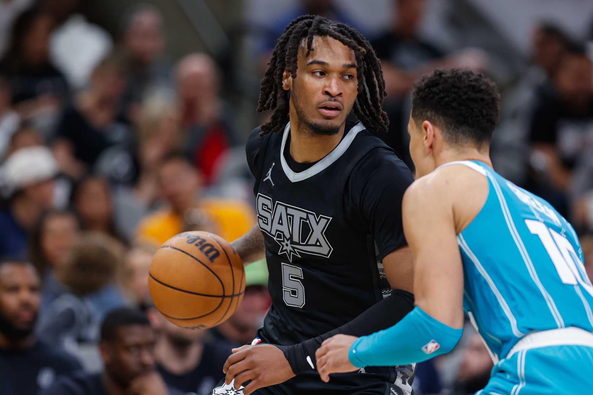 Stephon Castle named Rookie of the Year as Spurs go back-to-back