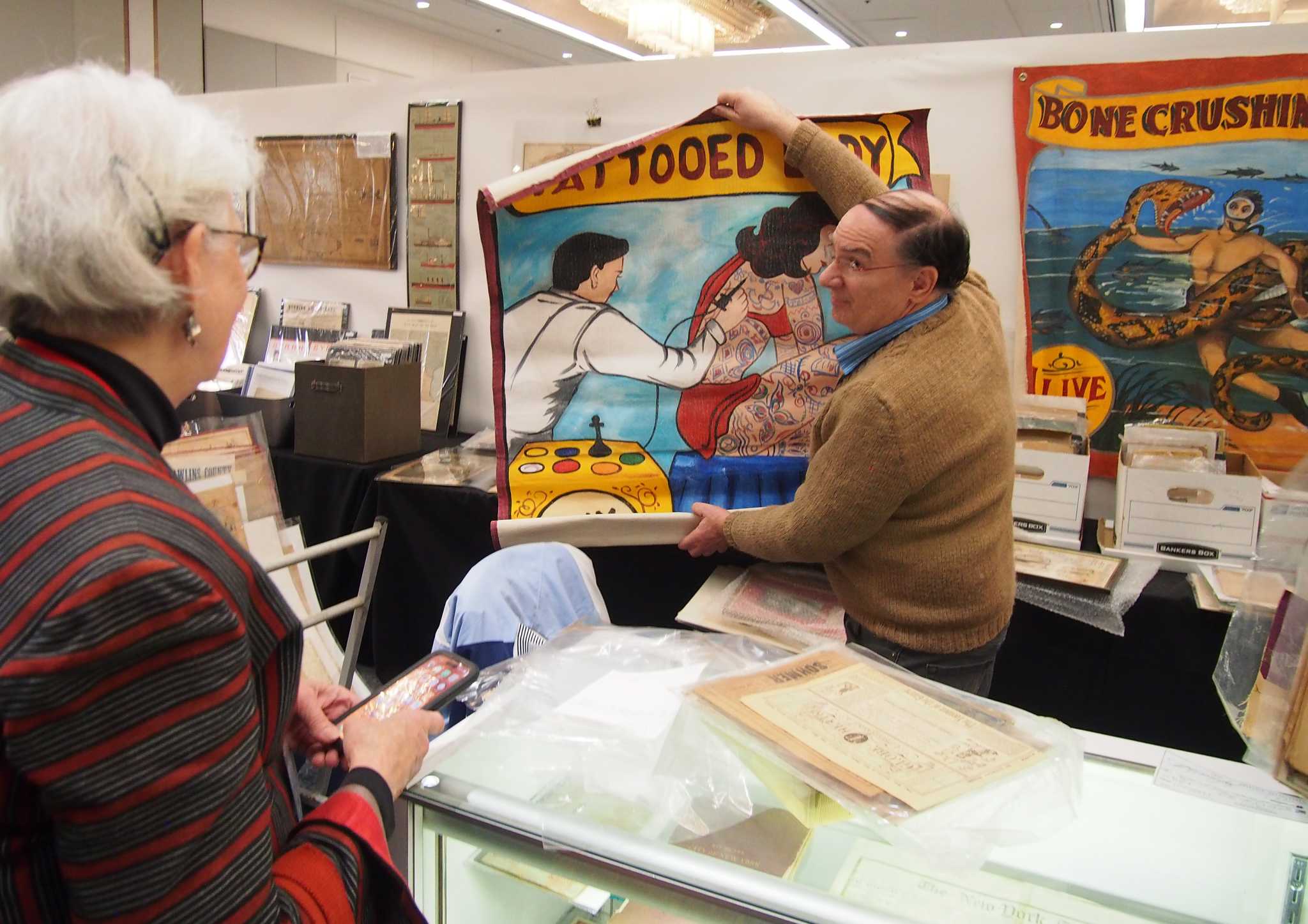 In photos: Hundreds drawn to Ephemera Fair in Old Greenwich