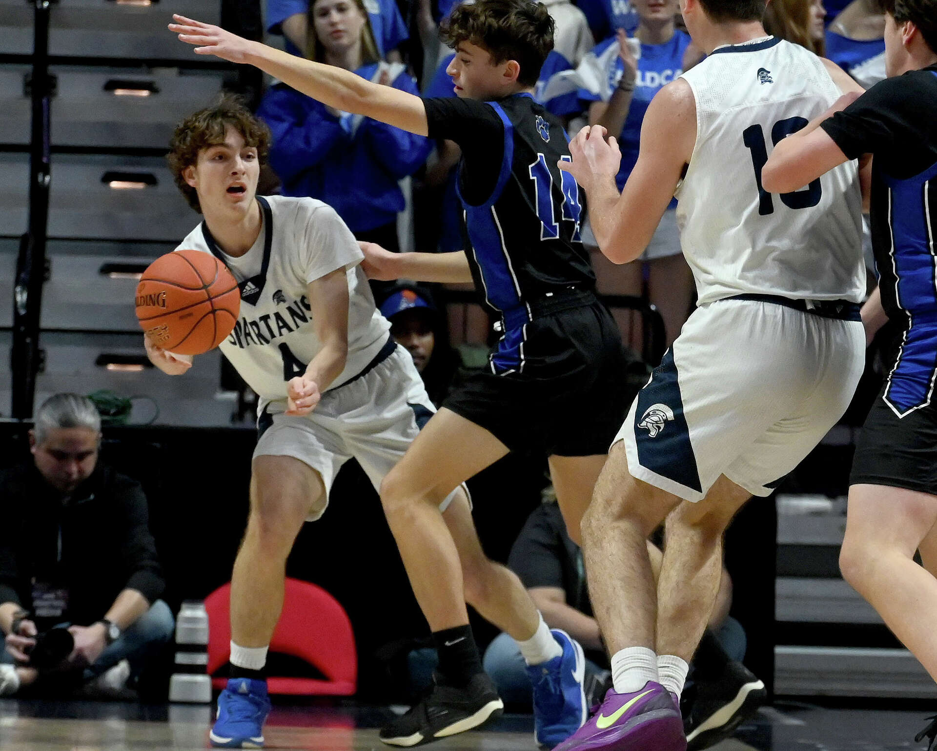 Shepaug boys basketball wins CIAC Division V title to finish 27-0