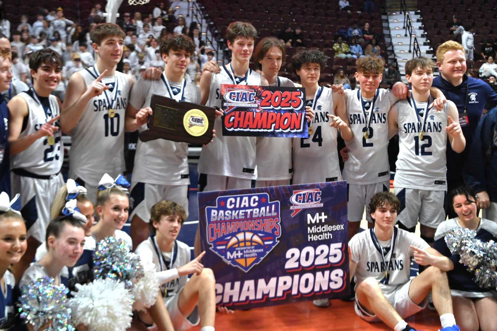 Shepaug boys basketball wins CIAC Division V title to finish 27-0