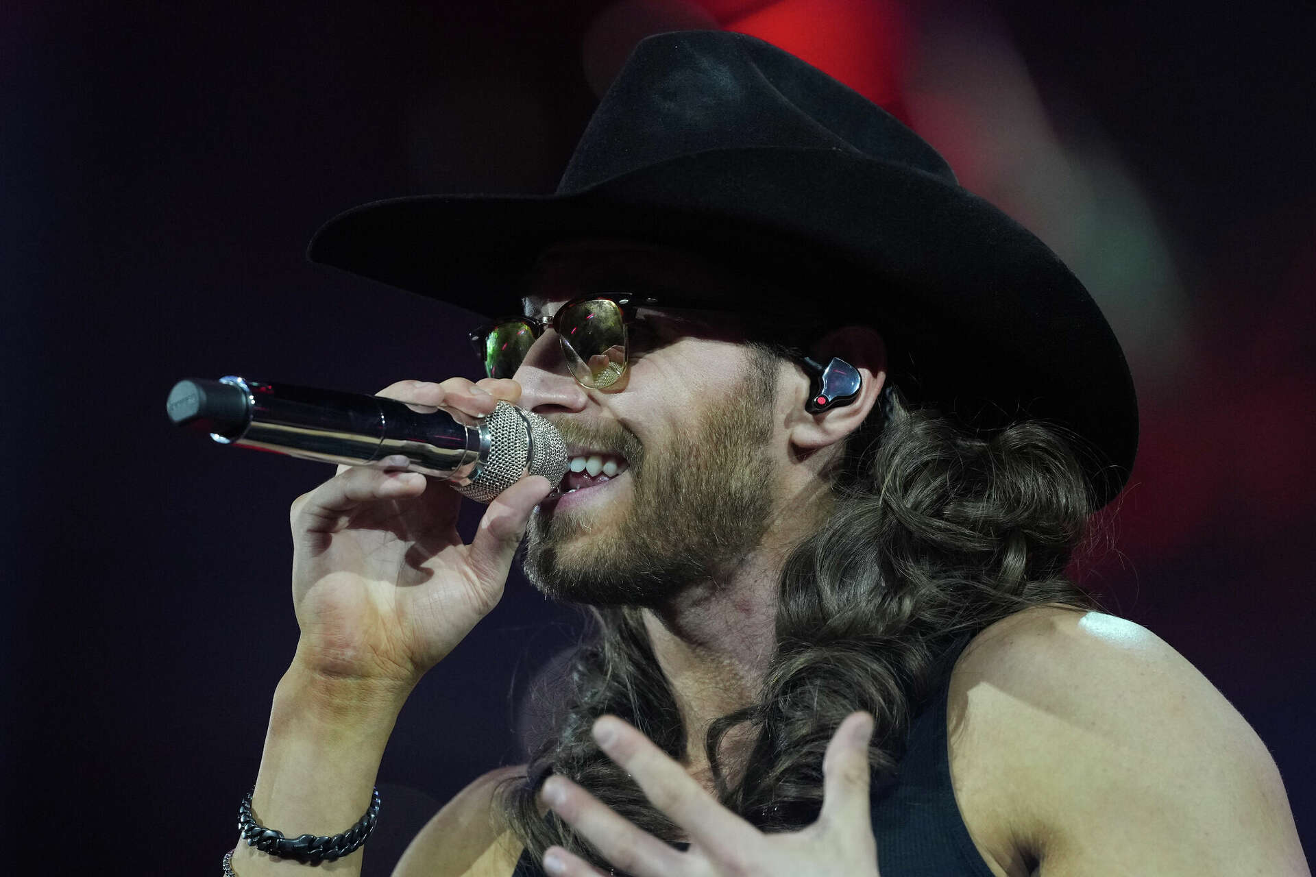 2025 Houston rodeo performers: Meet country heartthrob Warren Zeiders