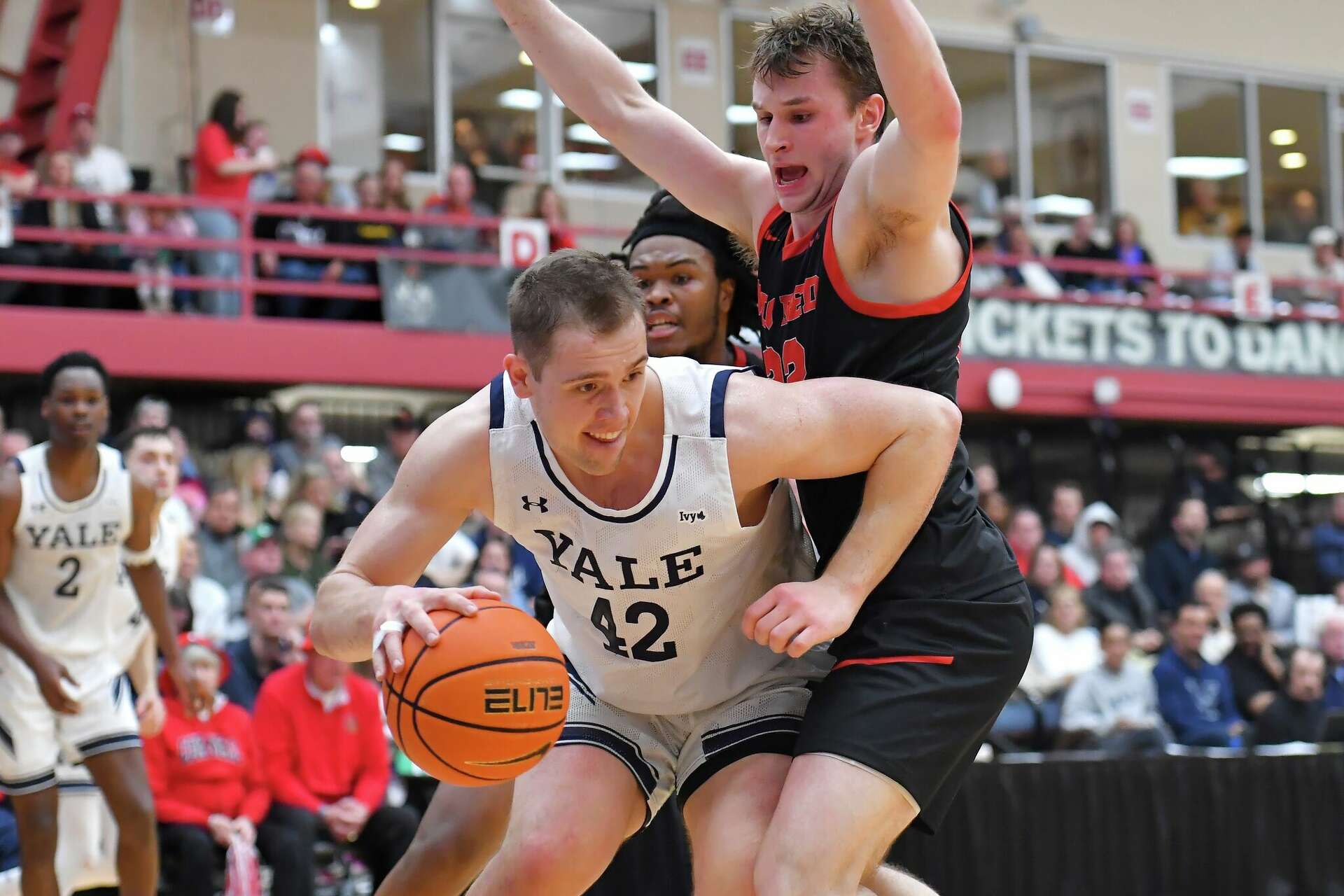 Yale men's basketball earns March Madness berth with Ivy League win