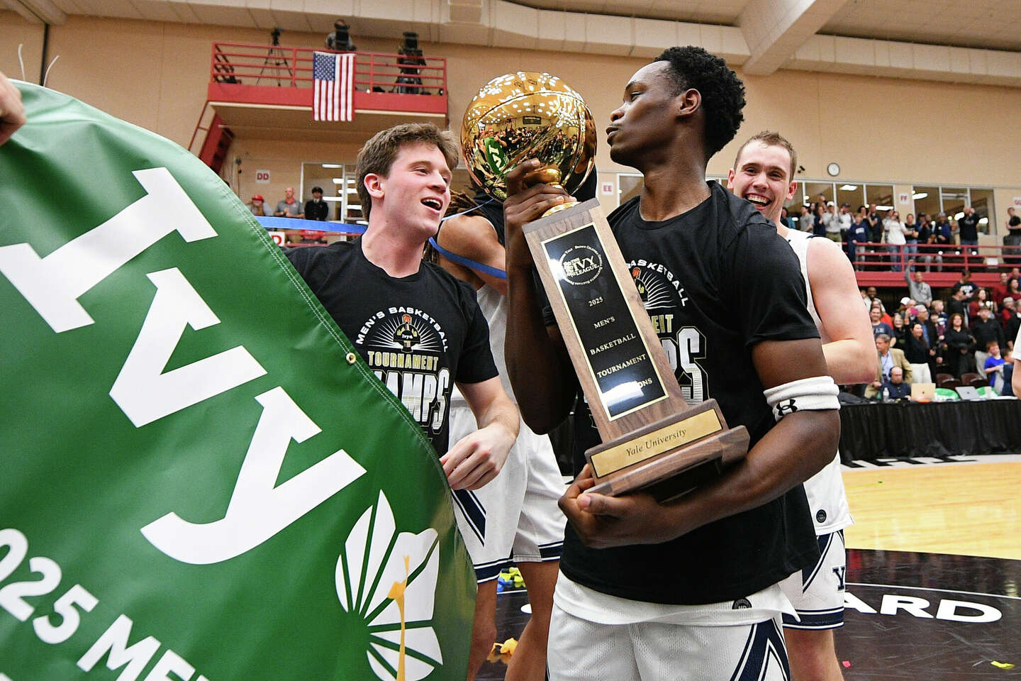 Yale men's basketball earns March Madness berth with Ivy League win
