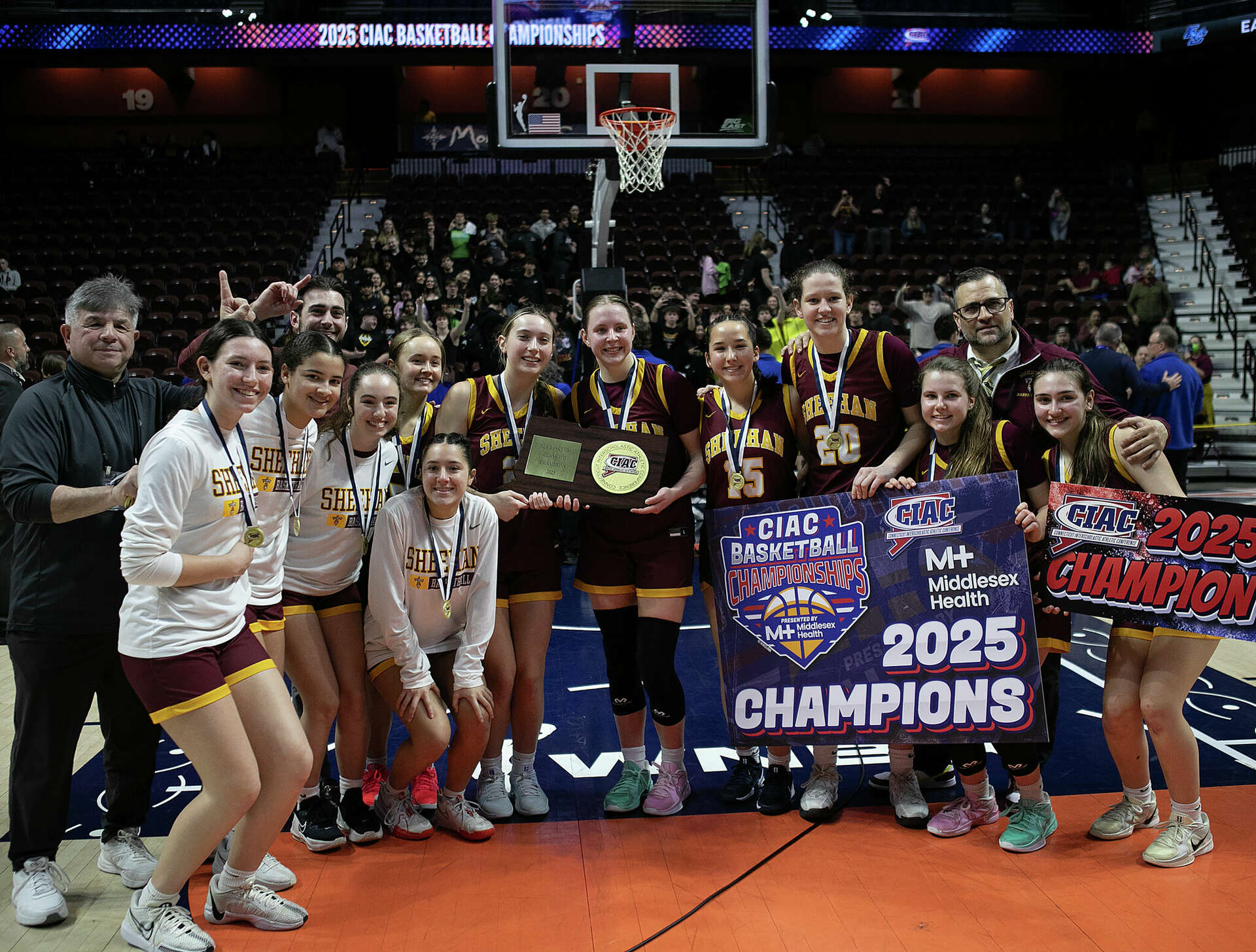 Sheehan girls basketball coach Mike Busillo to retire after 20 seasons