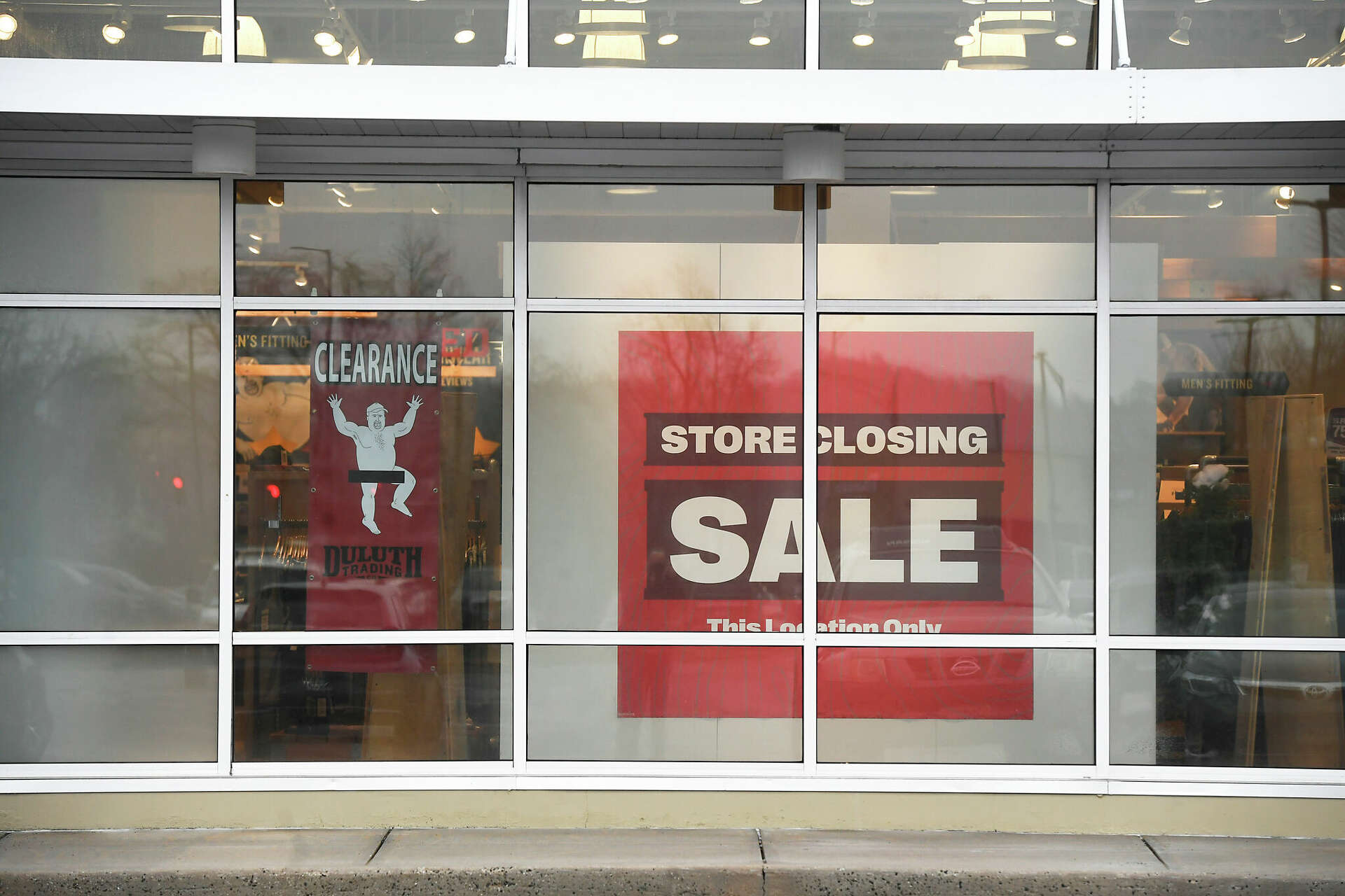 Duluth Trading Company to close store in Danbury after 10 years