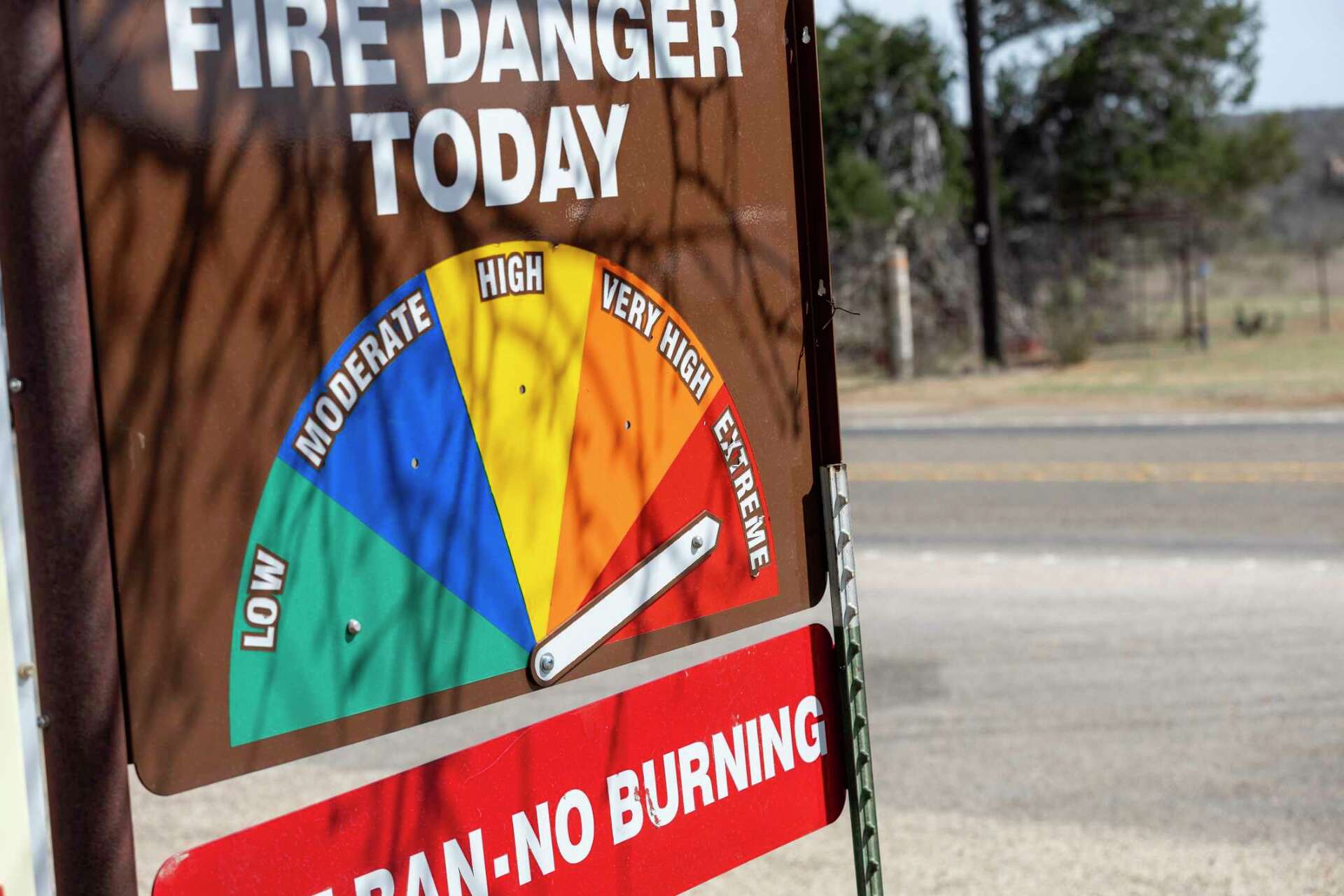 Fredericksburg's Crabapple Fire nearly 65% contained