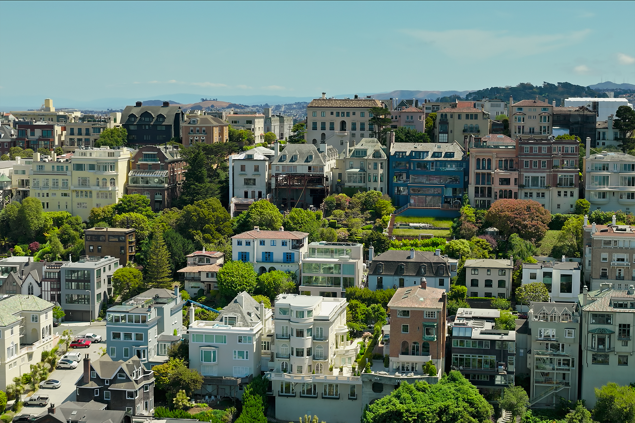 'Trying to frighten me': Tension is building on SF's Billionaires' Row