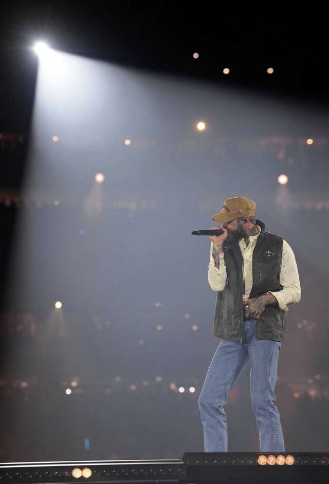 Houston Rodeo review: Post Malone covers George Strait, draws 70K fans