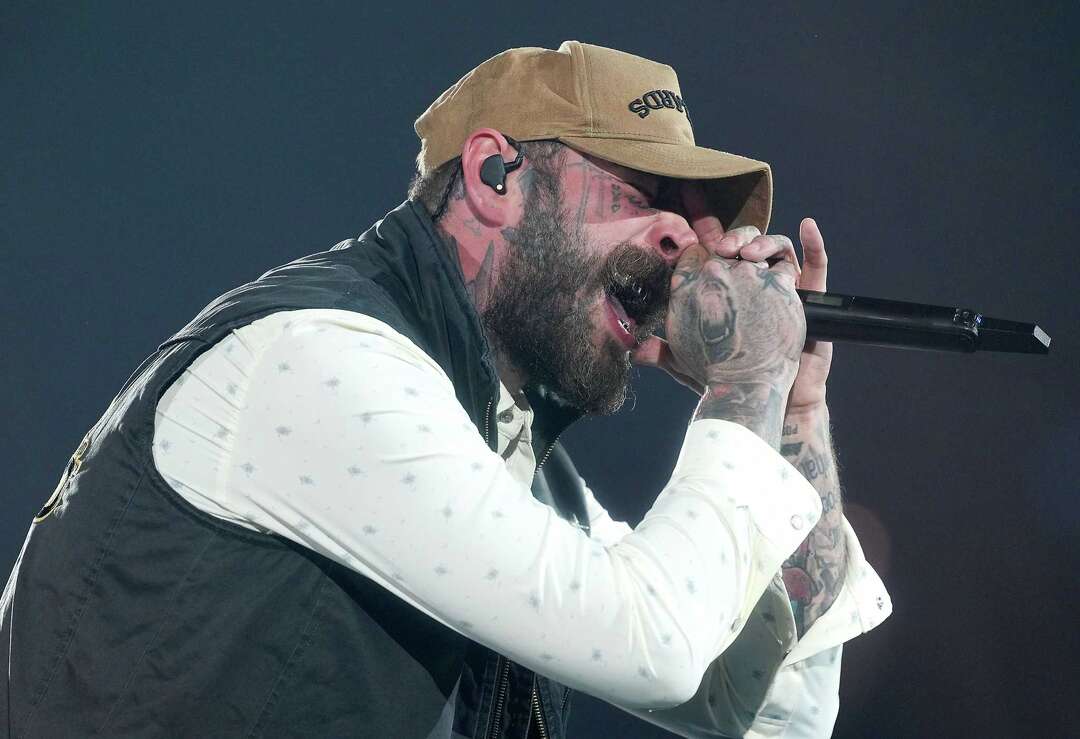 Houston Rodeo review: Post Malone covers George Strait, draws 70K fans