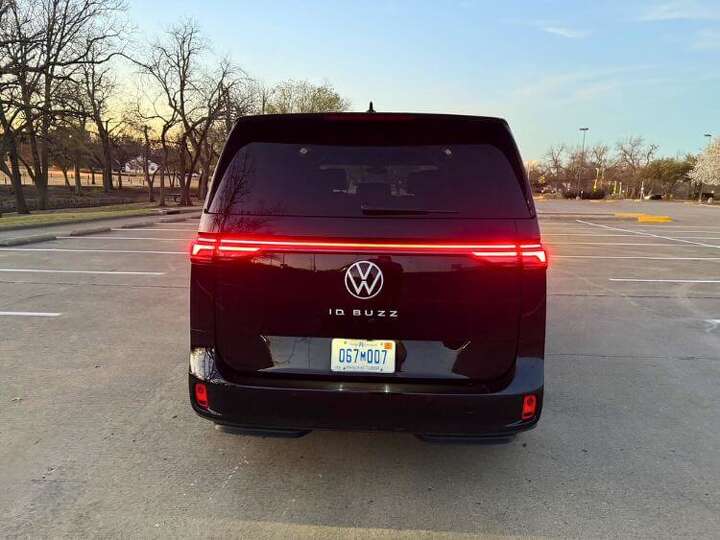 2025 VW ID. Buzz Pro S RWD Review