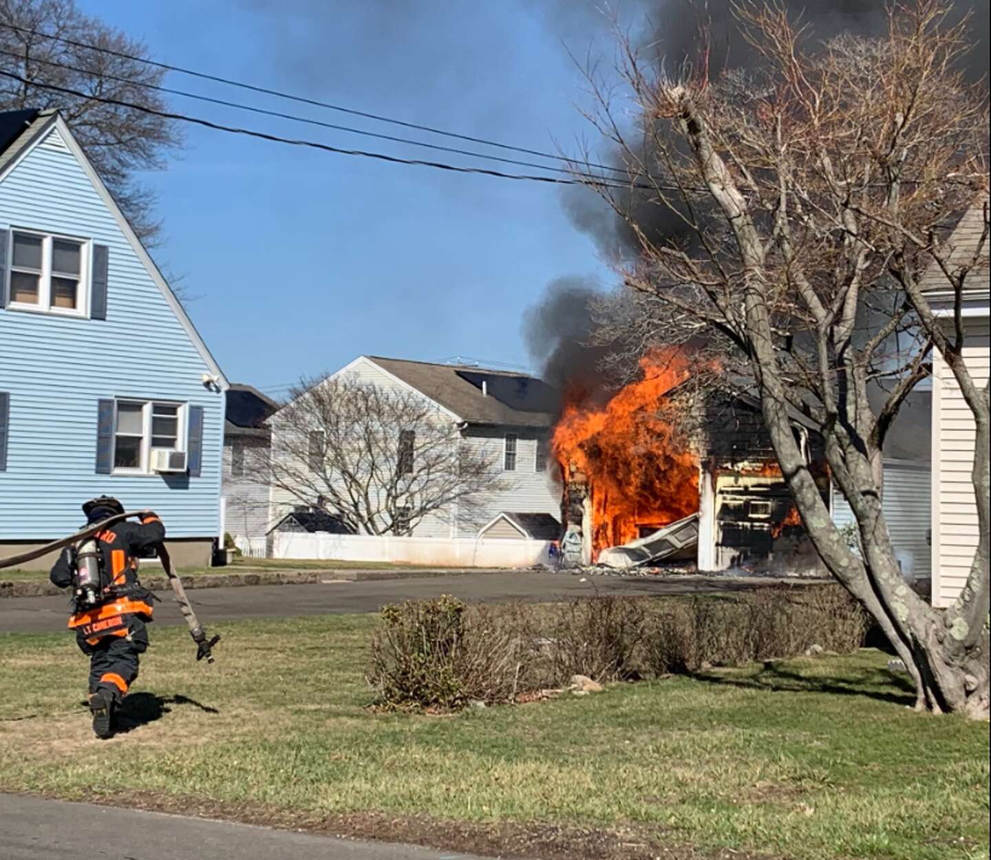 Garage destroyed by Stratford fire on Glenfield Avenue, officials say