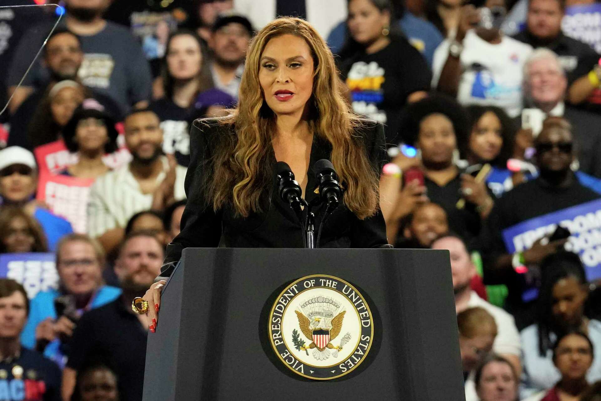 Beyonce's mother Tina Knowles opens up in new memoir 'Matriarch'