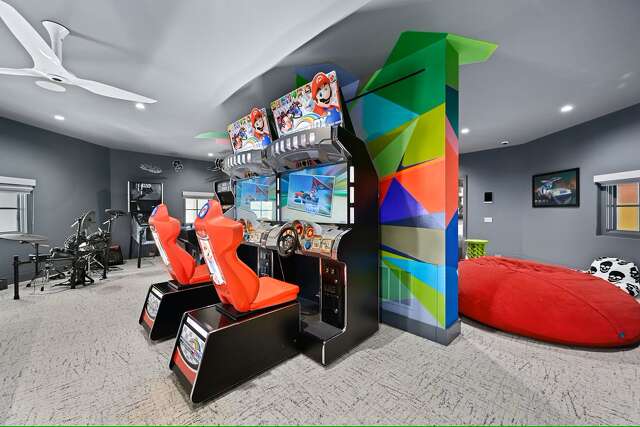 Torchy's Tacos CEO Mike Rypka lists riverfront Austin homes