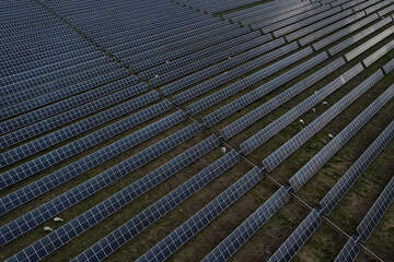 Texas clean energy at risk from state, federal lawmakers