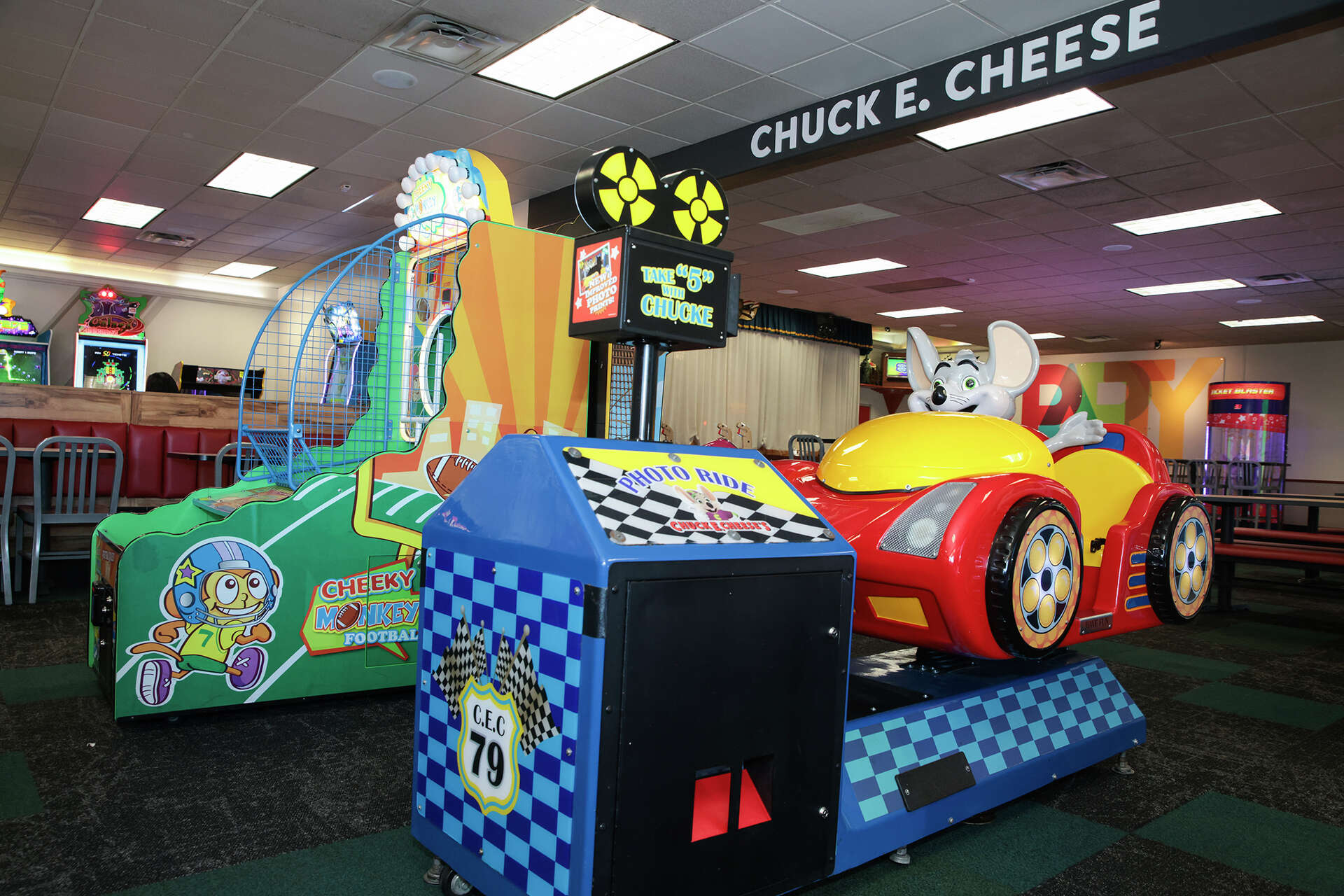 California firefighters rescue woman stuck in Chuck E. Cheese game