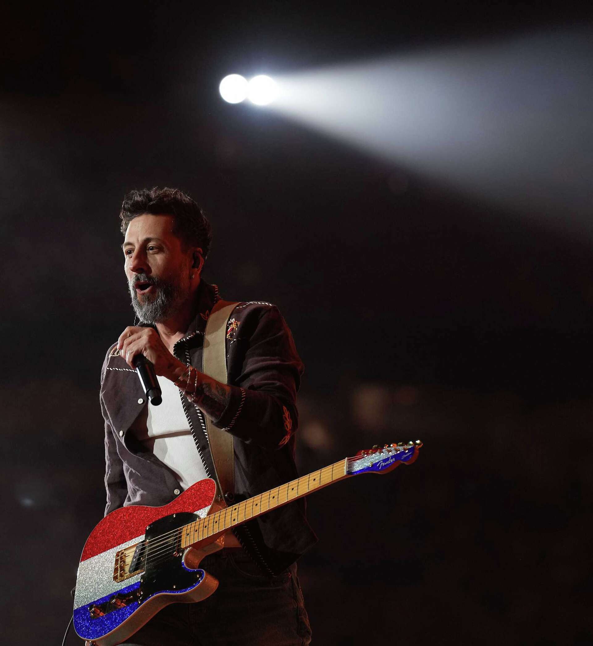 Houston Rodeo review: Old Dominion dedicates song to SpaceX astronauts