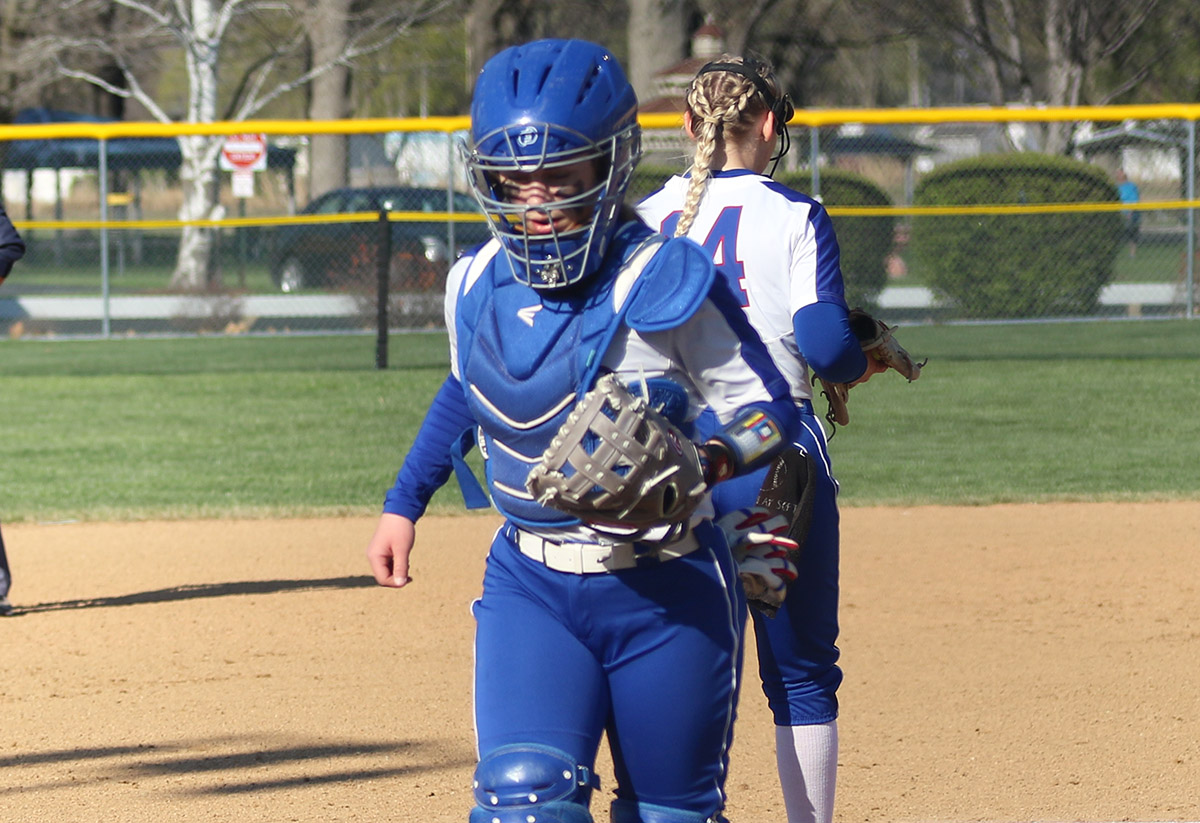 WEDNESDAY SOFTBALL: Two big innings propel Gibault past Roxana
