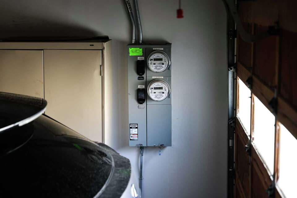 PG&E delays frustrate California ADU builders and homeowners