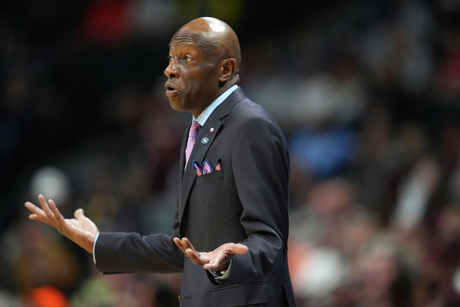 Mike Anthony: How Yale men's basketball handles success