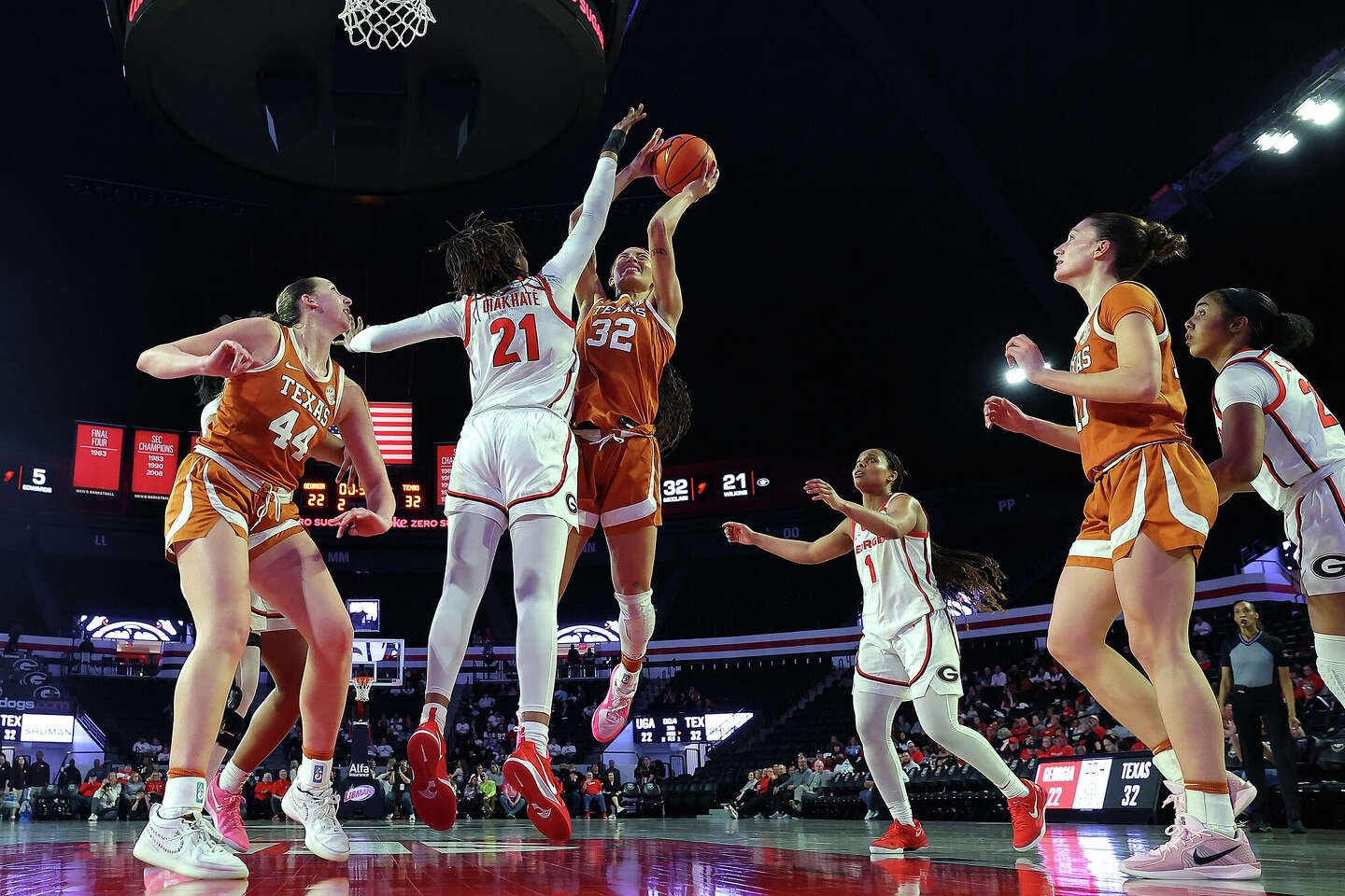 Texas' women's basketball deserves more eyes. Here's why