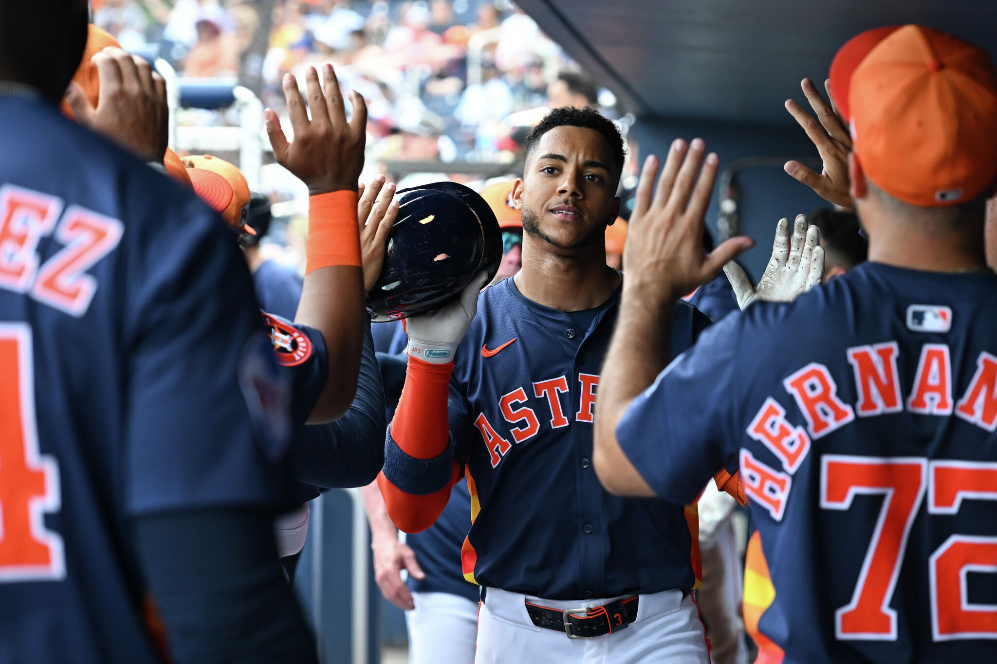 How the Astros are leaning on Jeremy Peña to unlock potential