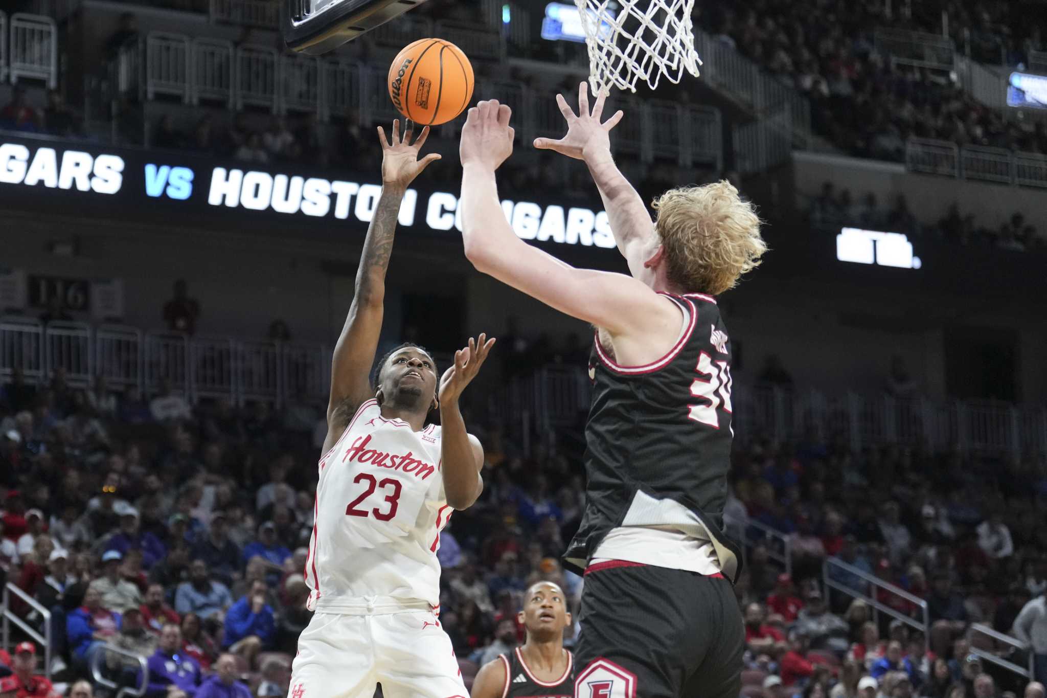 Houston basketball: Terrance Arceneaux plays through Achilles pain