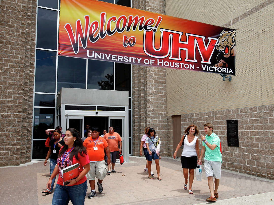 Texas A&M University-Victoria transfer made official