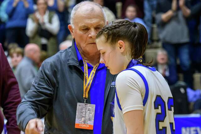 Former coach Jim Zullo issues apology after pulling player's hair