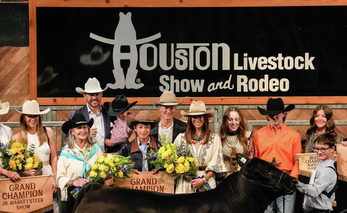 Houston Rodeo steer auction: $690K Reserve Grand Champion sets record
