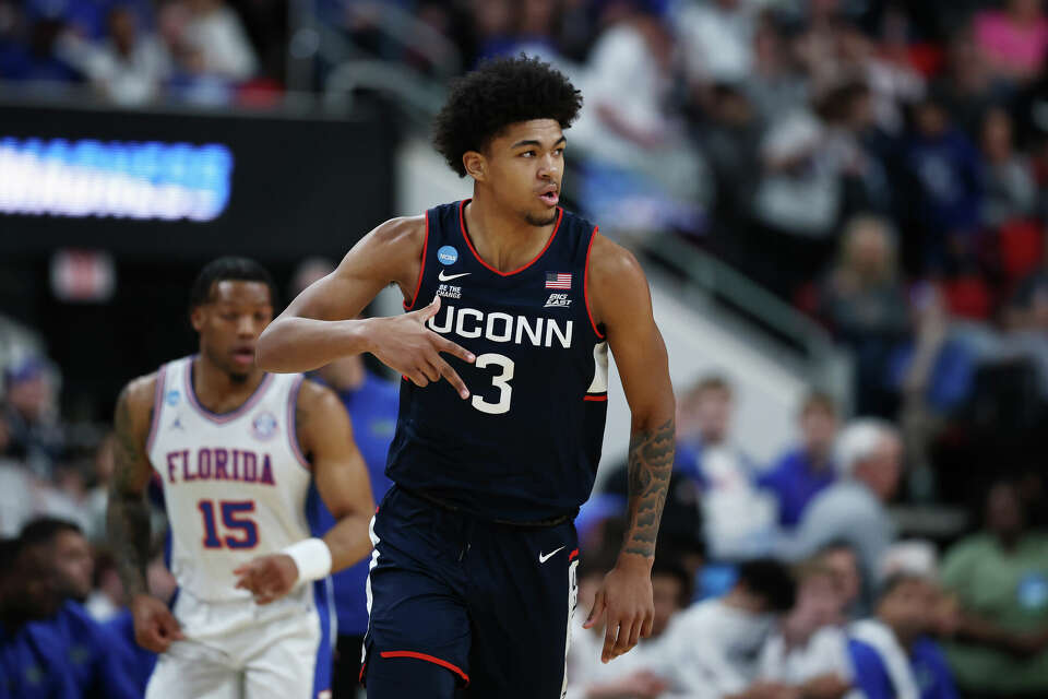 UConn men's basketball roster: Who's staying and who's leaving