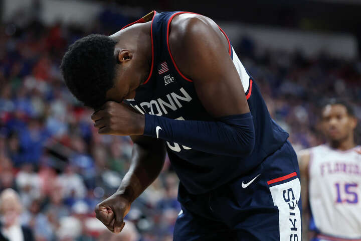 Samson Johnson, Hassan Diarra end their UConn men's basketball careers