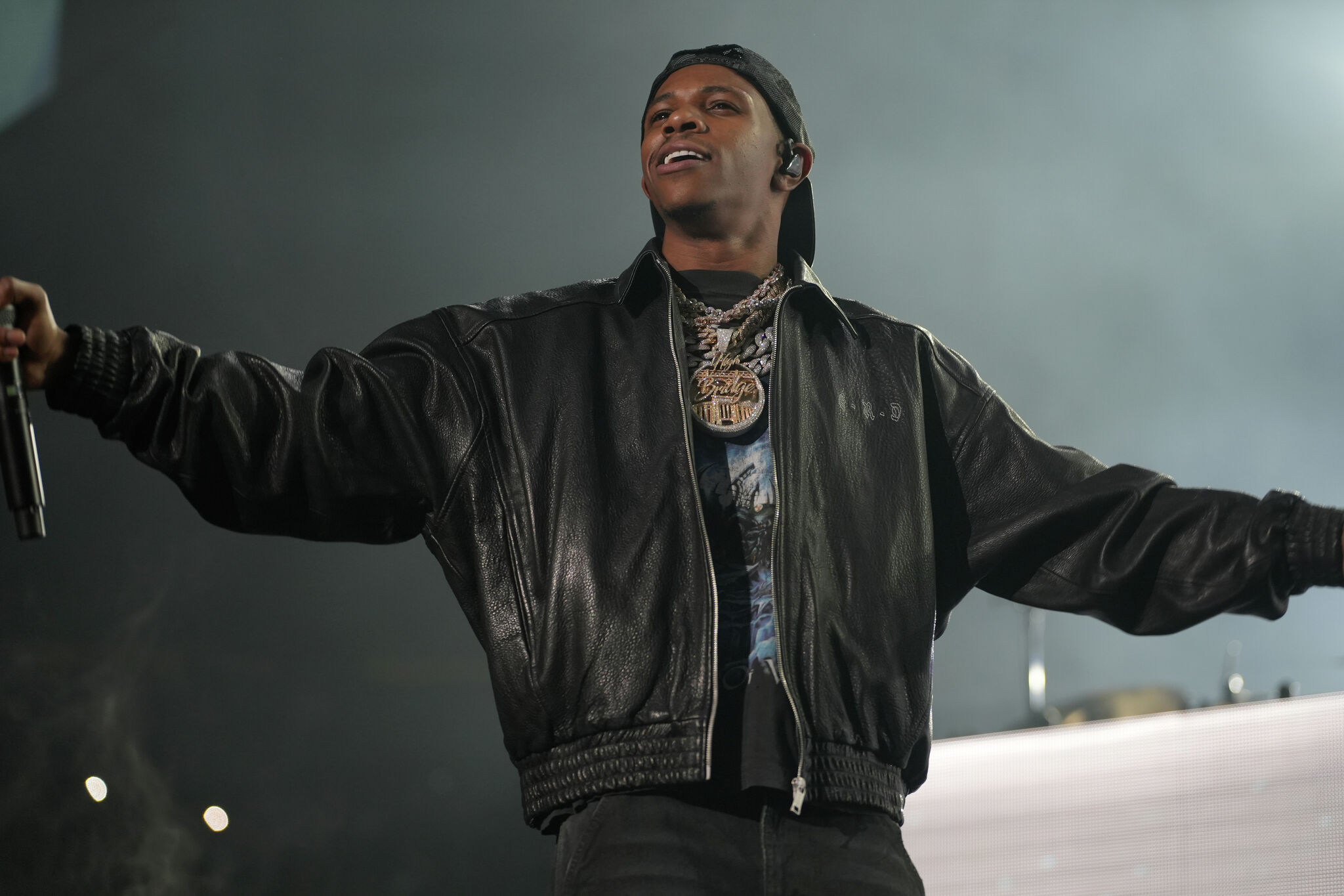 A Boogie Wit Da Hoodie performing Connecticut brewery concert