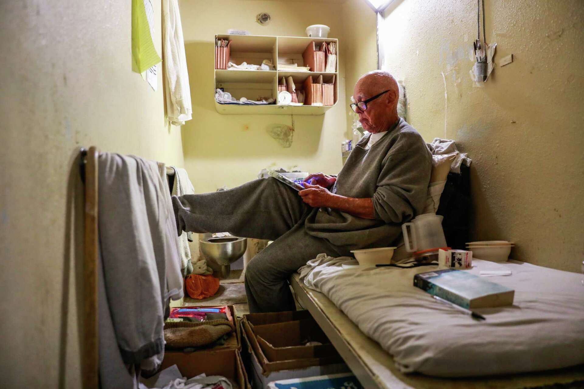 California inks deal with company that recorded attorney-inmate calls