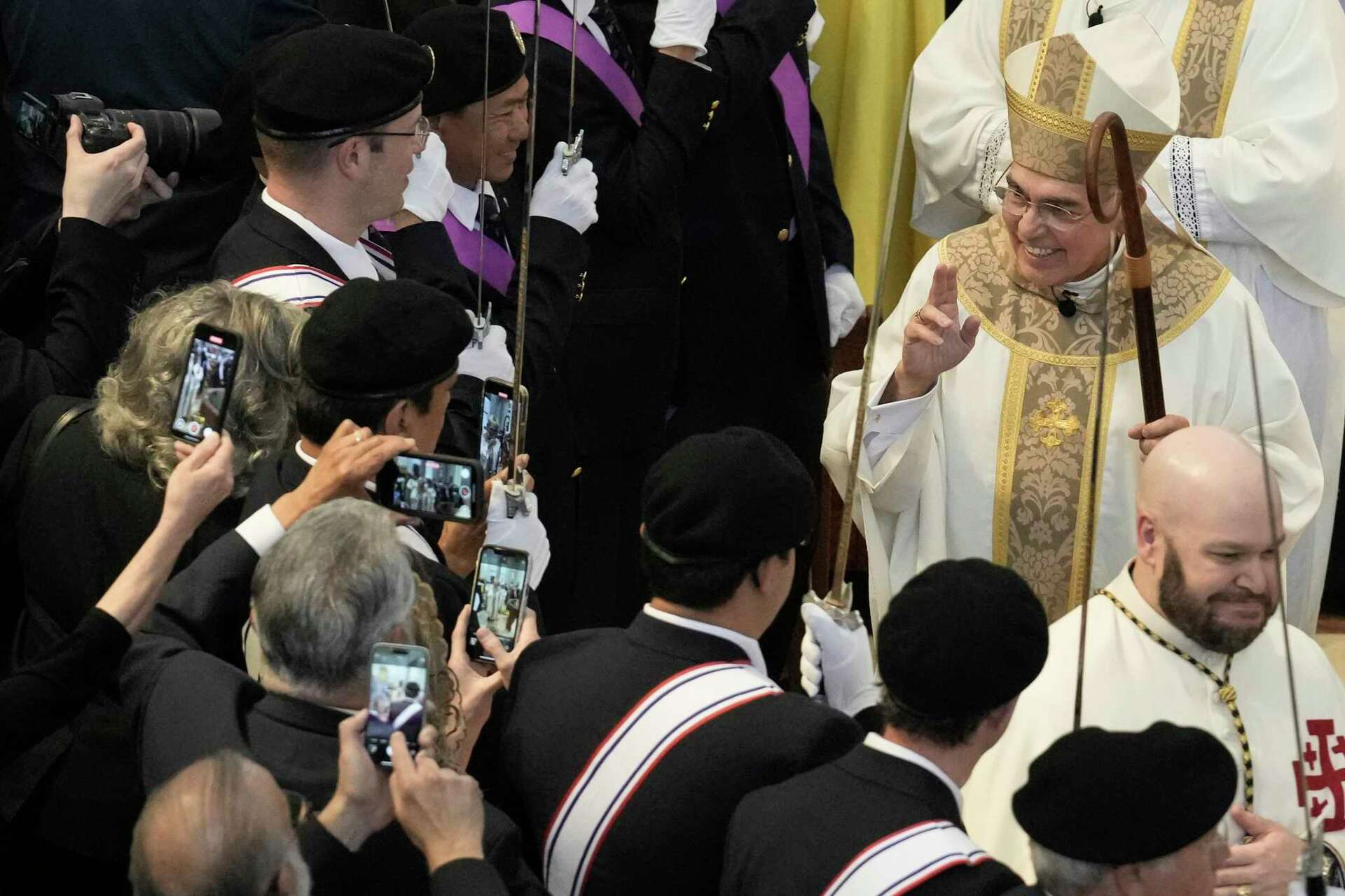 Joe S. Vásquez becomes archbishop of Galveston-Houston archdiocese