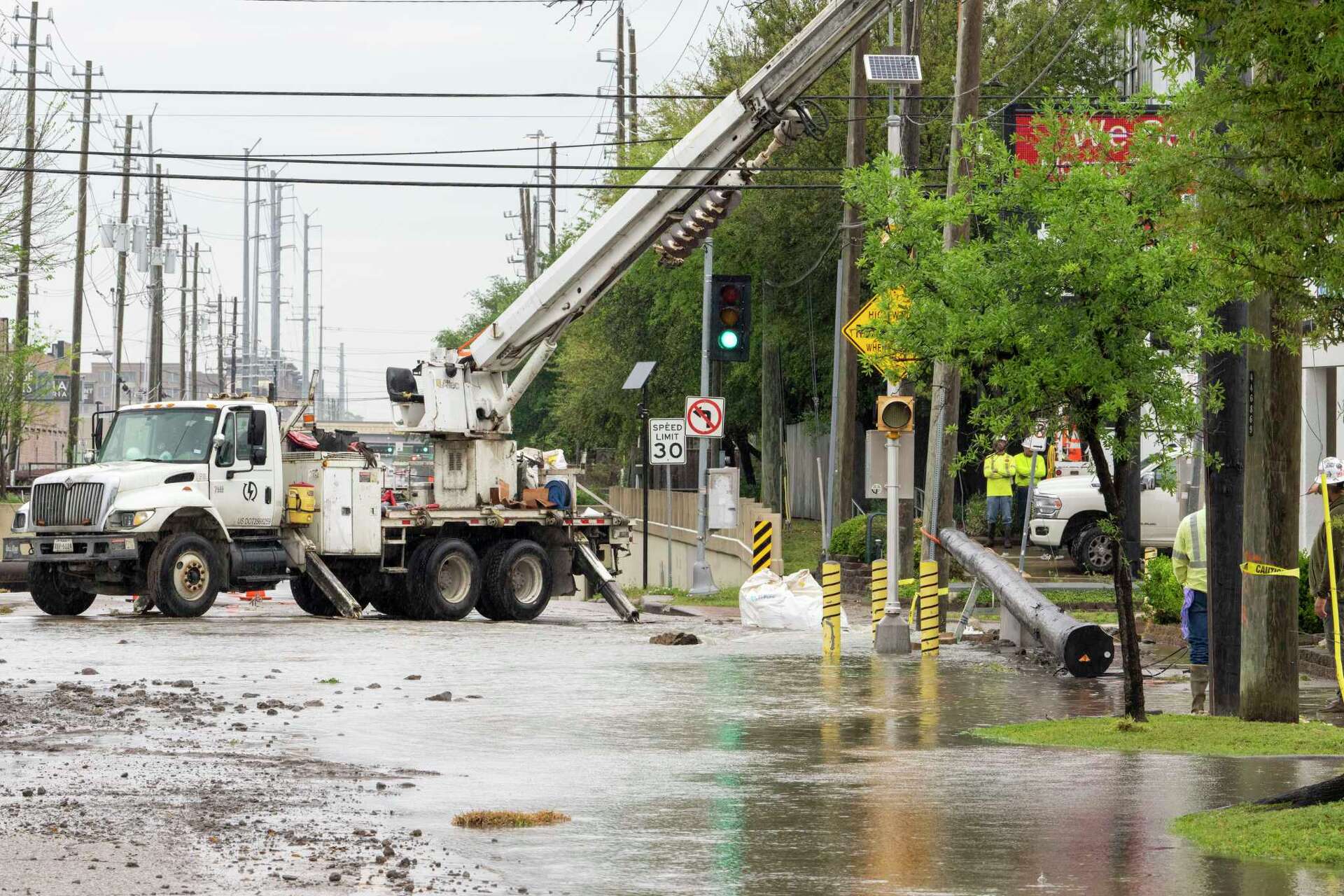 Houston, drainage plaintiffs reach deal in lawsuit, slicing deficit