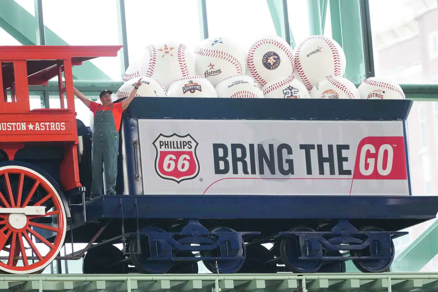 First look: What's in the new Astros train at Daikin Park