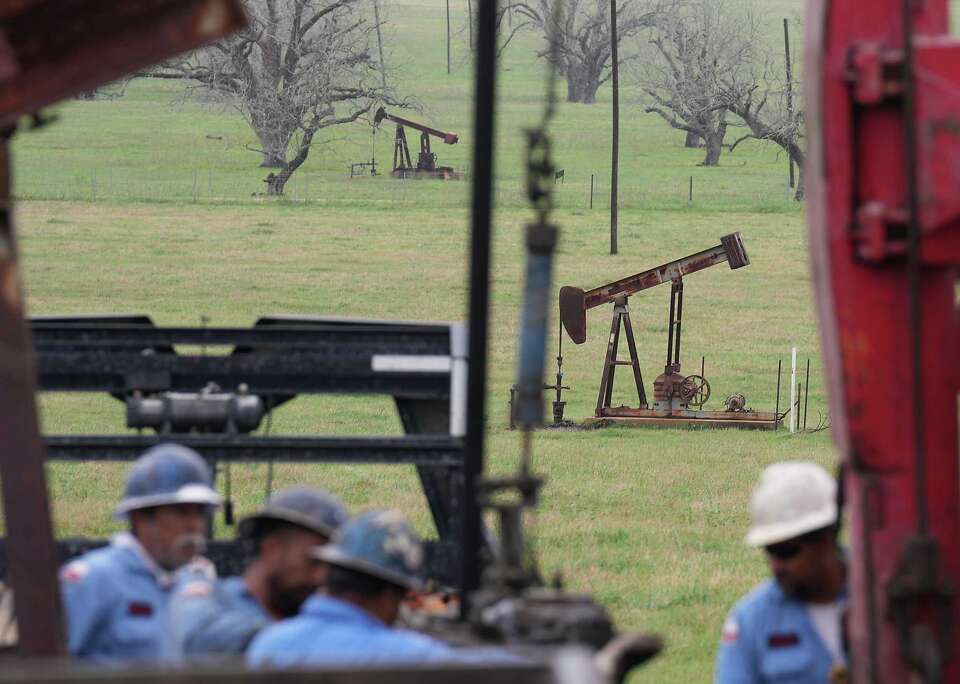 Texas orphaned oil wells hit 20-year high, topping 11,000 statewide