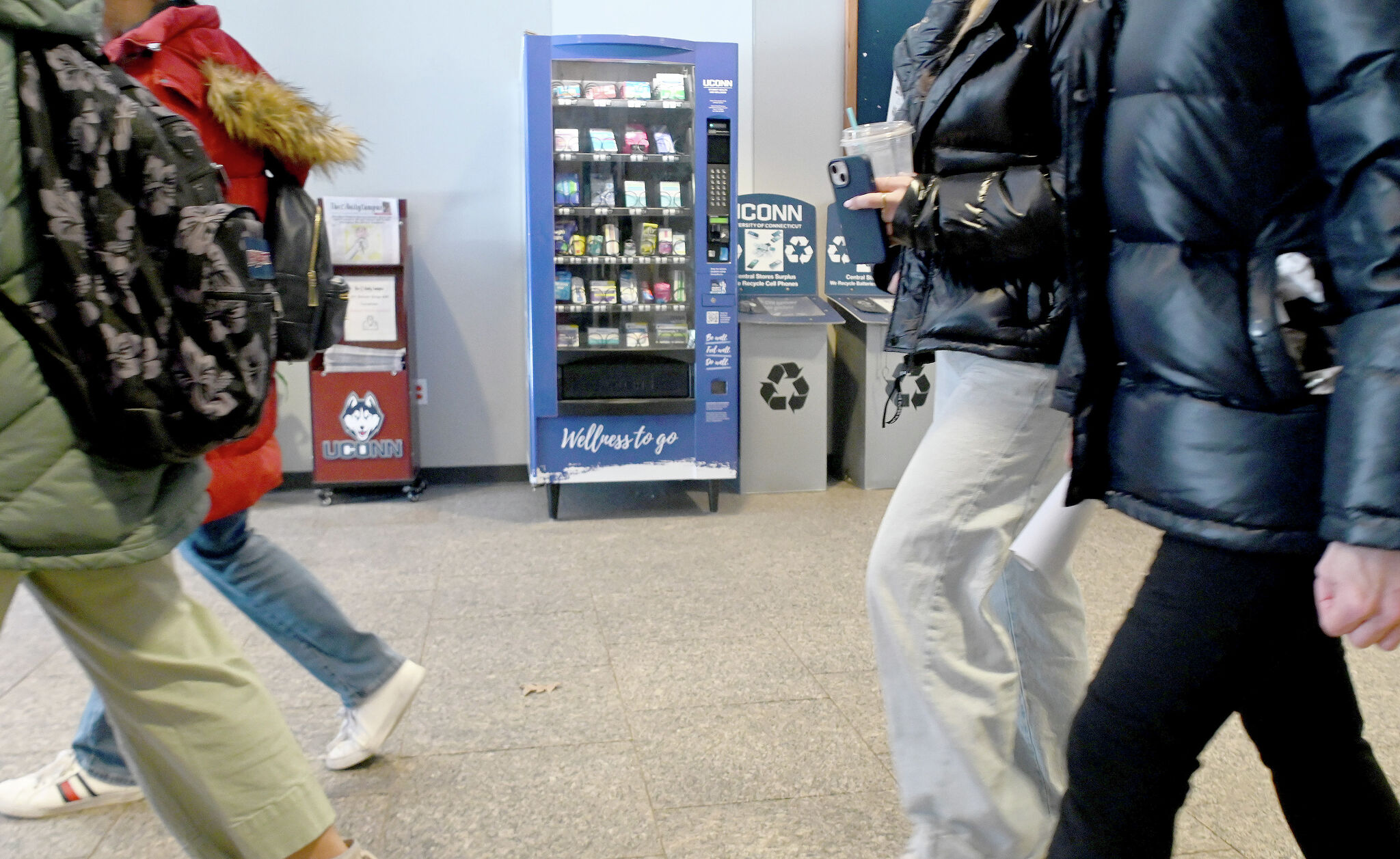 CT could add emergency contraceptive vending machines to colleges
