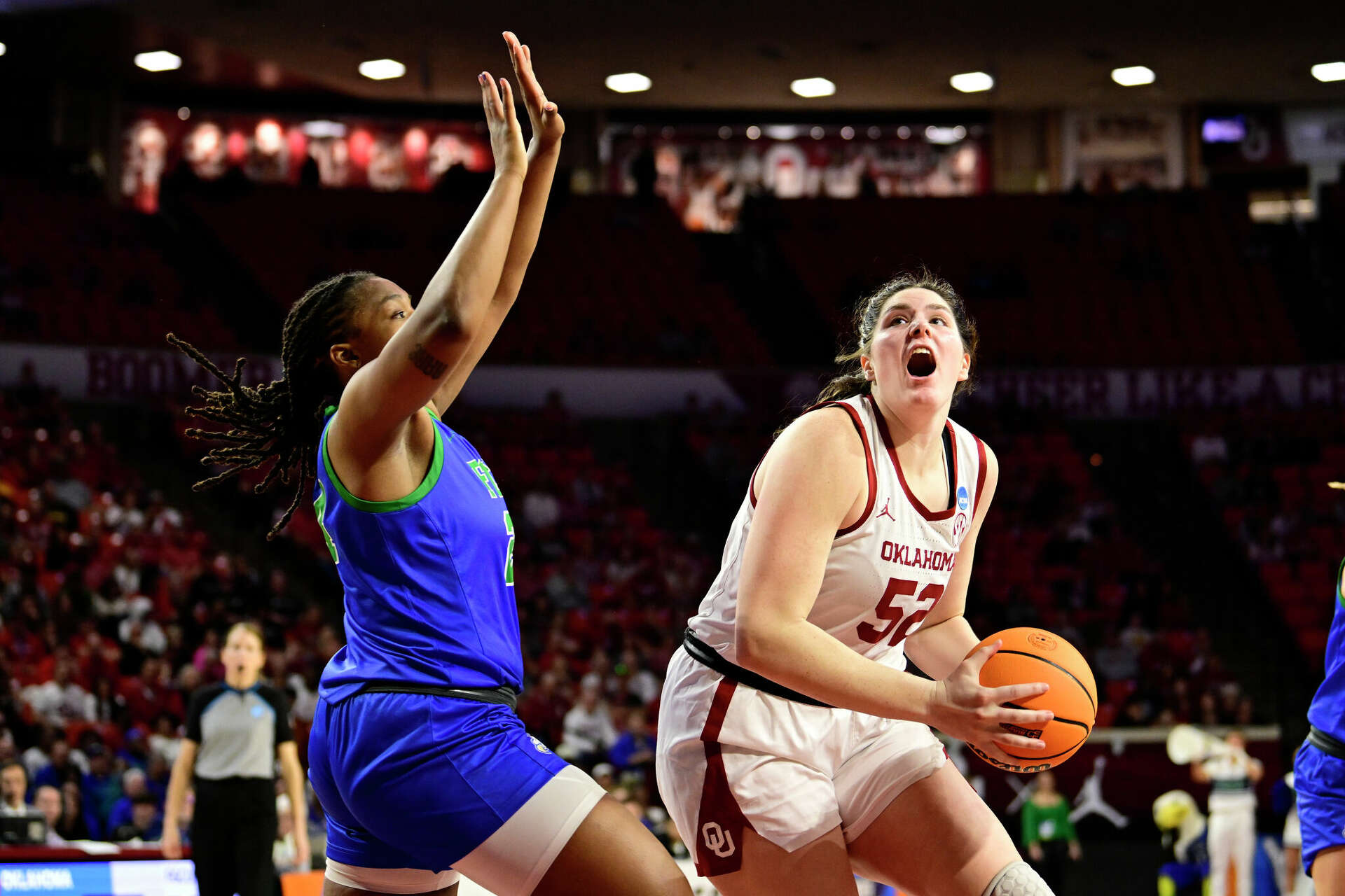 Oklahoma, Raegan Beers pose challenge for UConn women's basketball