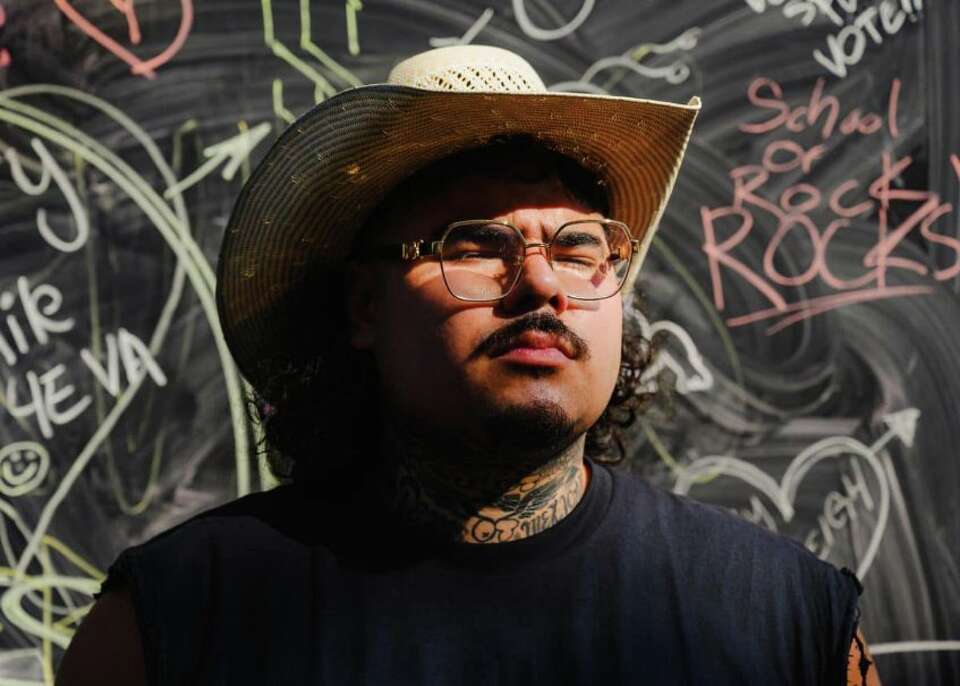 Billboard 100 star That Mexican OT to perform in Laredo in April