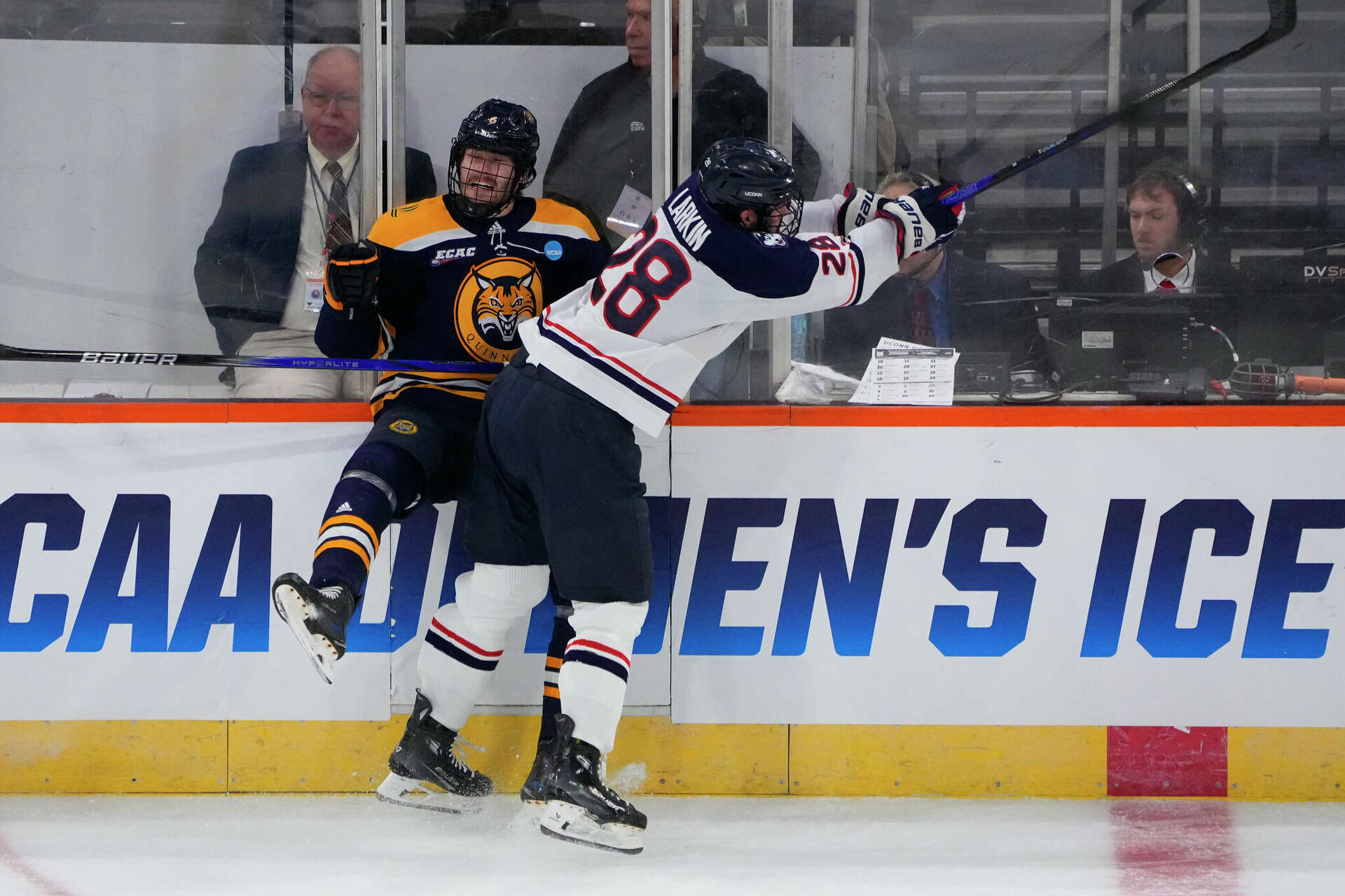 UConn ice hockey tops Quinnipiac in NCAA tournament opener